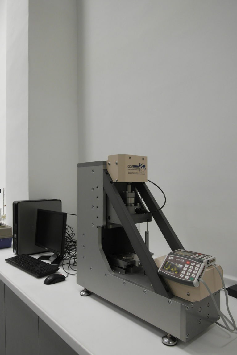 GEOTECHNICAL LABORATORY - Department of Civil Engineering